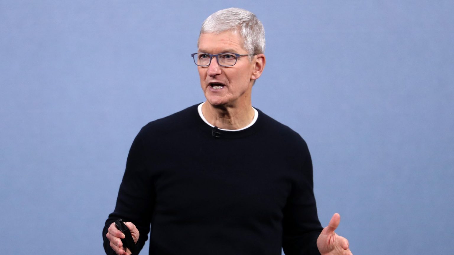 Apple CEO Tim Cook Is Now a Billionaire - VVIP